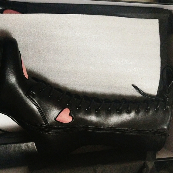 Dolls Kill | Shoes | Dolls Kill Candy Floss Pink Heart Platform Lacedup ...